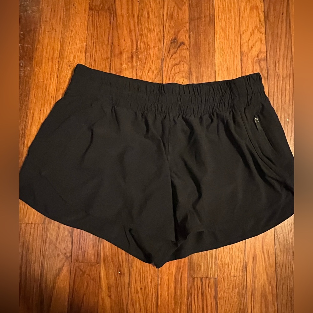 Lululemon Low Rise Tracker Shorts-Black-Size 14 - Gem